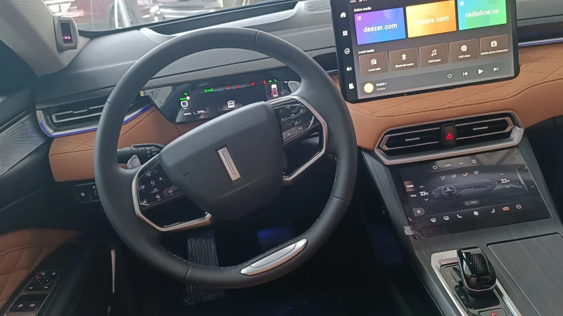 Wey 03 Luxury 4x4 PlugInHybrid 442 k.c. в Автомобили и джипове в гр ...
