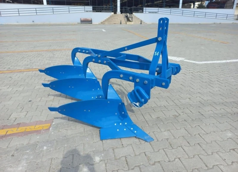 Плуг UNLU 3x30, 35 в Селскостопанска техника в гр. Свиленград - ID47032755 — Bazar.bg